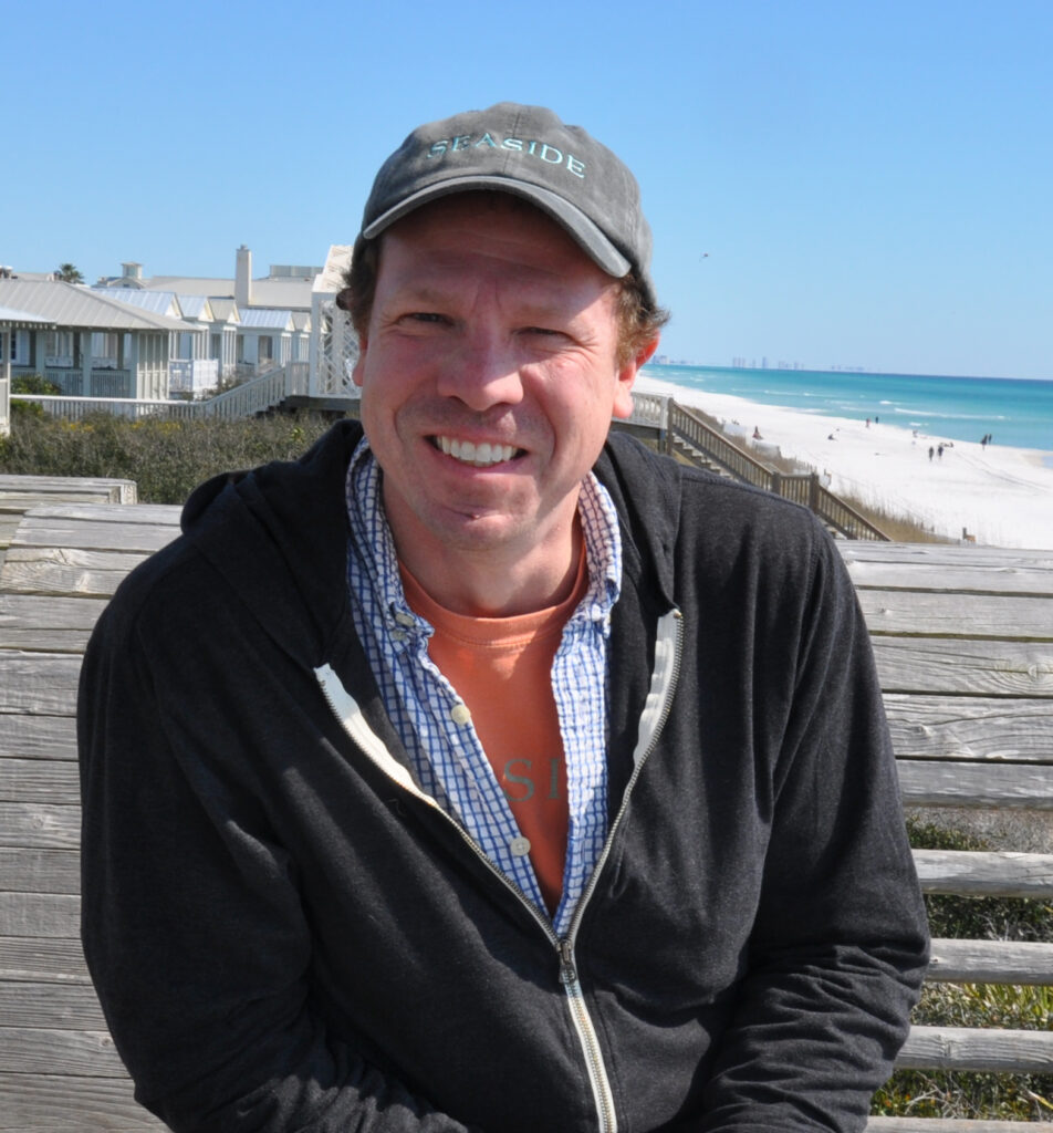 About the Author – Ian Mundee